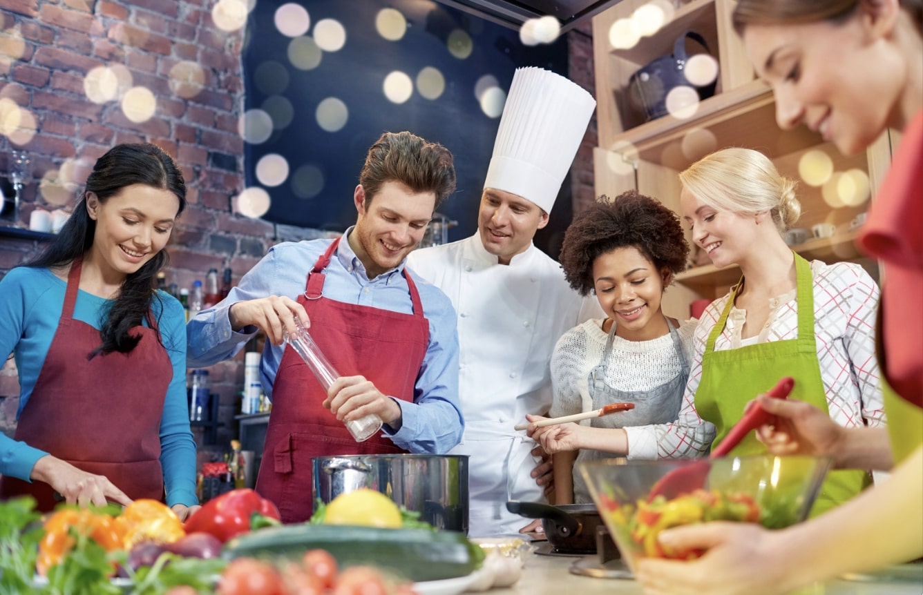 The 5 Most Unique Food Tasting Experiences in Manchester [2025 ]