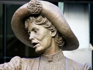 Manchester's Brightest Stars: Impactful Names from the City [2026 ]